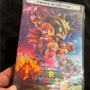 Universal | Media | Nintendo The Super Mario Bros Dvd Movie Power Up ...
